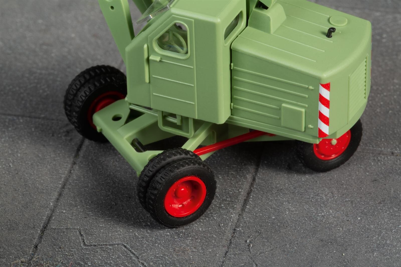 Auhagen 43687 Lader T172 Seilbagger mit Greifer BS, 25,40