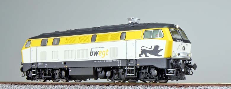 ESU 31016 BR218 Diesellok bwegt weiß/grau, 218 405 Ep. VI bwegt Sound ...