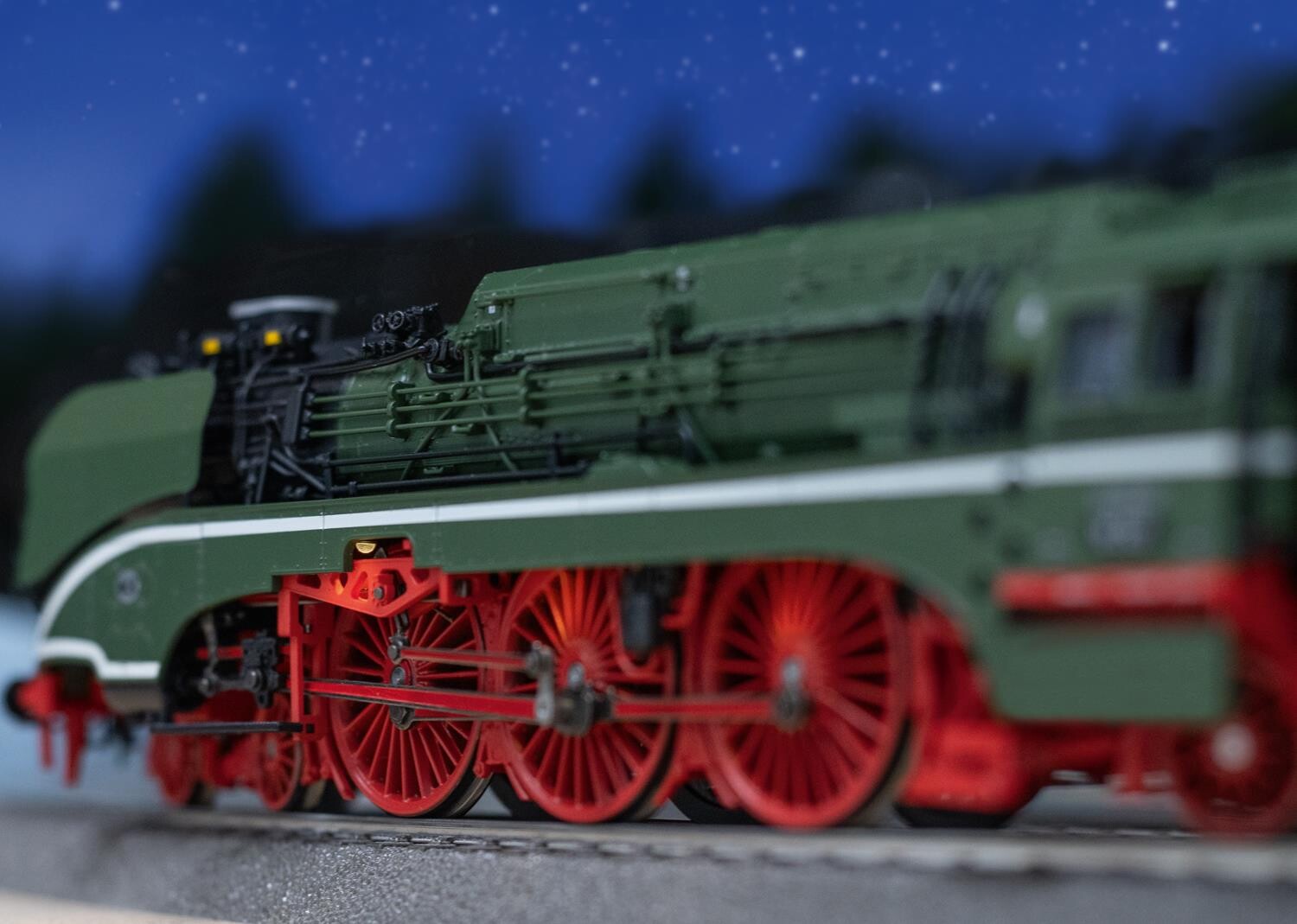 Märklin 38201 Dampflok 18 201 mit Doppeltender Ep. VI DR Sound, 627,00